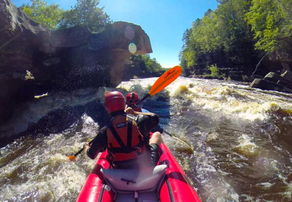 5 of the Best Whitewater Rafting Trips in the Midwest | OARS
