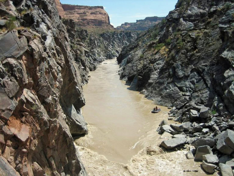 8 Colorado River Rapids You’ll Never Forget – OARS