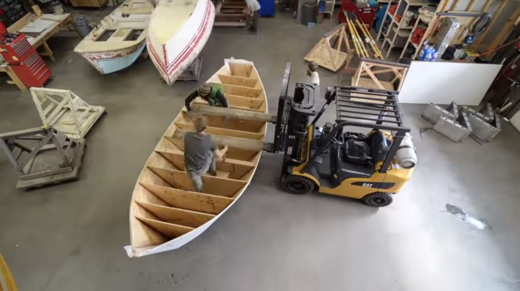 Martin's Boat - Dory Construction Time-Lapse | Video