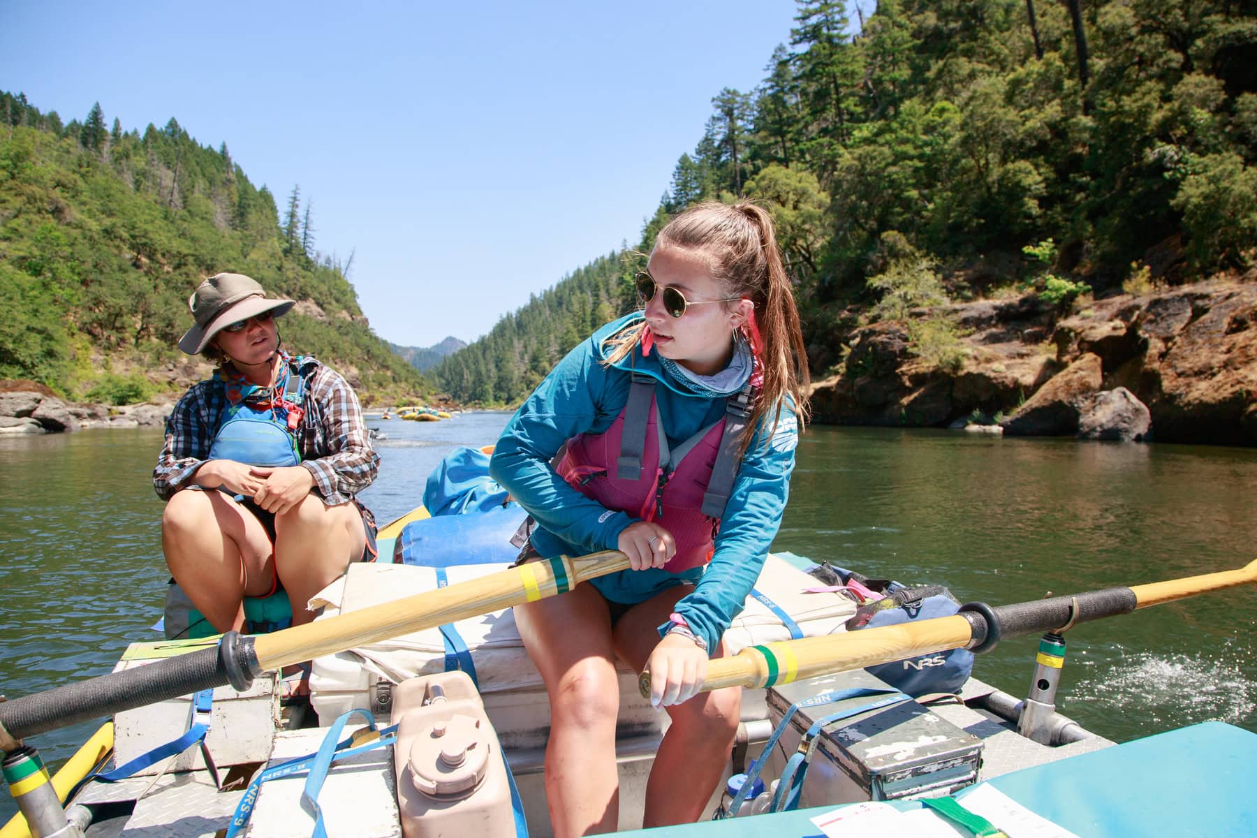 Oregon Rowing Guide School – OARS