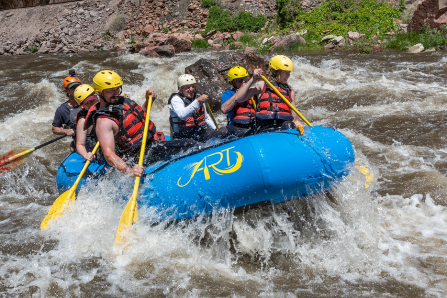 The 6 Best Colorado Rafting Day Trips for Whitewater Adventure – OARS